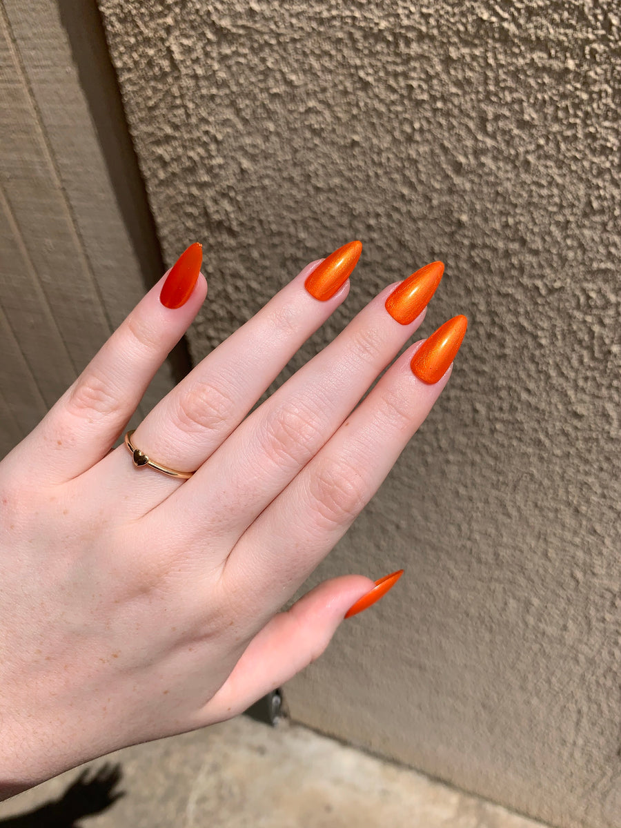 lightning bug – lacquer 22